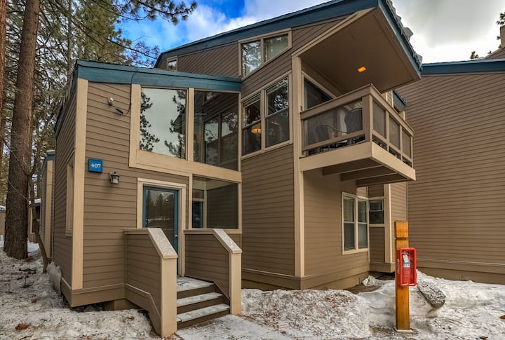 Lakeland Sandy Beach Retreat | Private Escape - South Lake Tahoe
