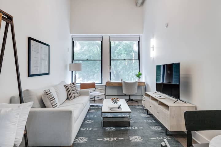 Sosuite | 1br Loft W Park View, W/d, Gym, Lounge - Philadelphia