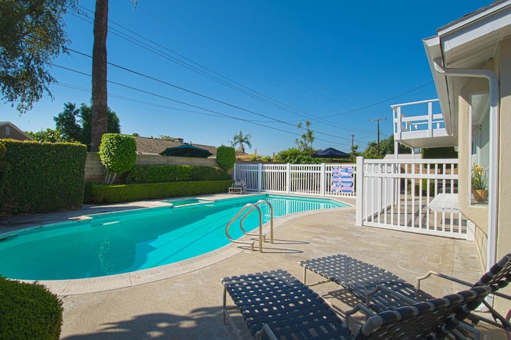 Funtierland + Mansión Embrujada + Cerca De Disney + Piscina + Sala De Juegos + Netflix - Anaheim
