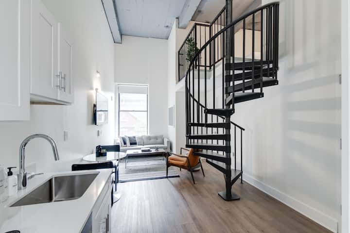 Sosuite | 2br Loft W W/d, Gym, Lounge - Philadelphia, PA