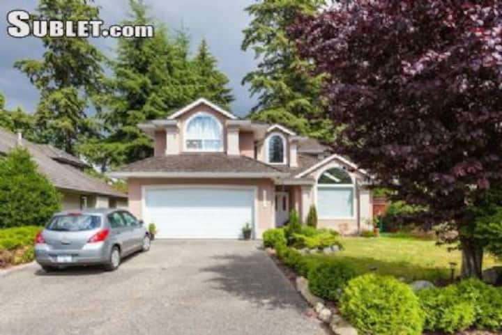 Luxury 5br Villa • Work & Relax South Surrey - Surrey
