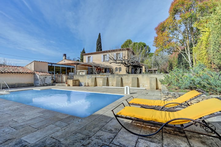 La Bastide Des Jourdans - Piscine Et Climatisation - Cadarache