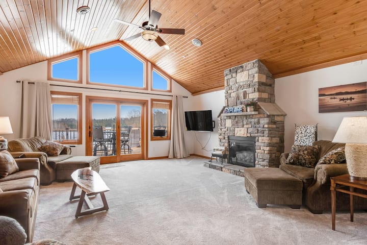 4 Br Condo With Pool, Hot Tub, Beach Access, Golf - Buckhorn State Park, Necedah