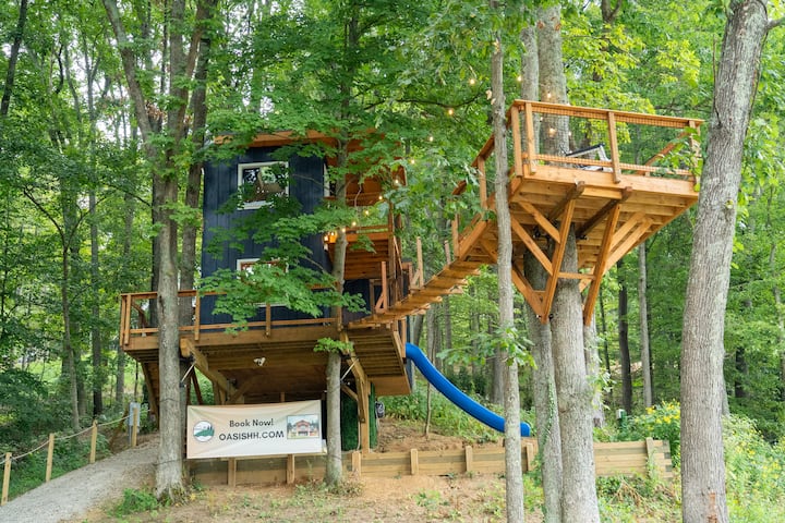 Lakefront Treehouse Oasis Adventure Hocking Hills! - Logan, OH