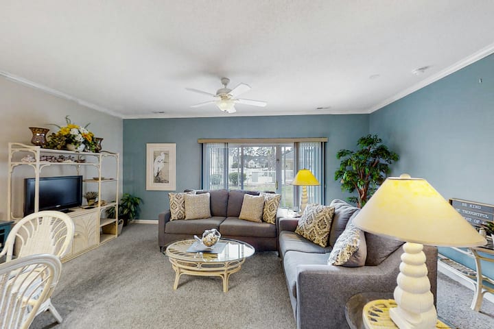 2br Ground-floor Condo Near Golf With Pool & Patio - Little River, SC