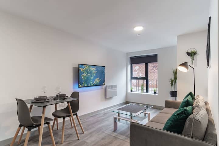 Lovely 1 Bed Apartment In Central Liverpool - Sefton Park - Liverpool