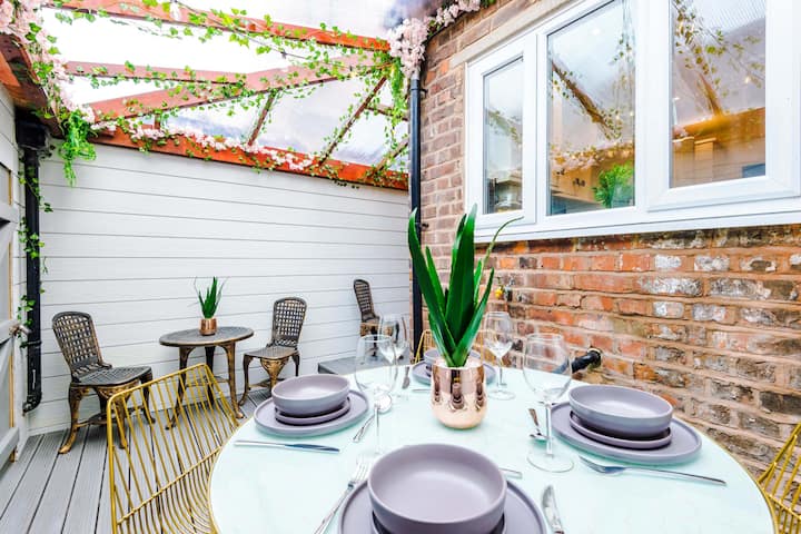 Luxury Manchester Retreat Sleeps 11 Free Parking - Mánchester