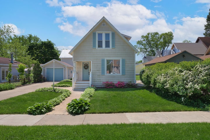 Close To Downtown South Haven And South Beach! - South Haven, MI