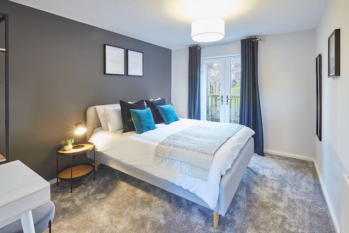 Shell House With Parking And Dog Friendly! - Whitby
