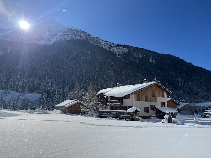 Grand Chalet Vue Montagne, 7min Pistes La Plagne - Champagny-en-Vanoise