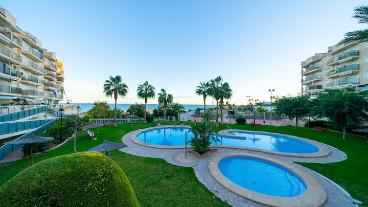 Al Piso De 2 Dormitorios En El Campello - El Campello
