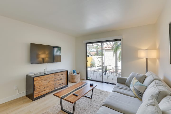 Bright Townhome In Carlsbad 1 Mile To Beach! - Carlsbad, CA