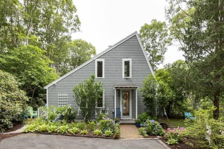 Contemporary Saltbox In New Seabury! - Mashpee, MA