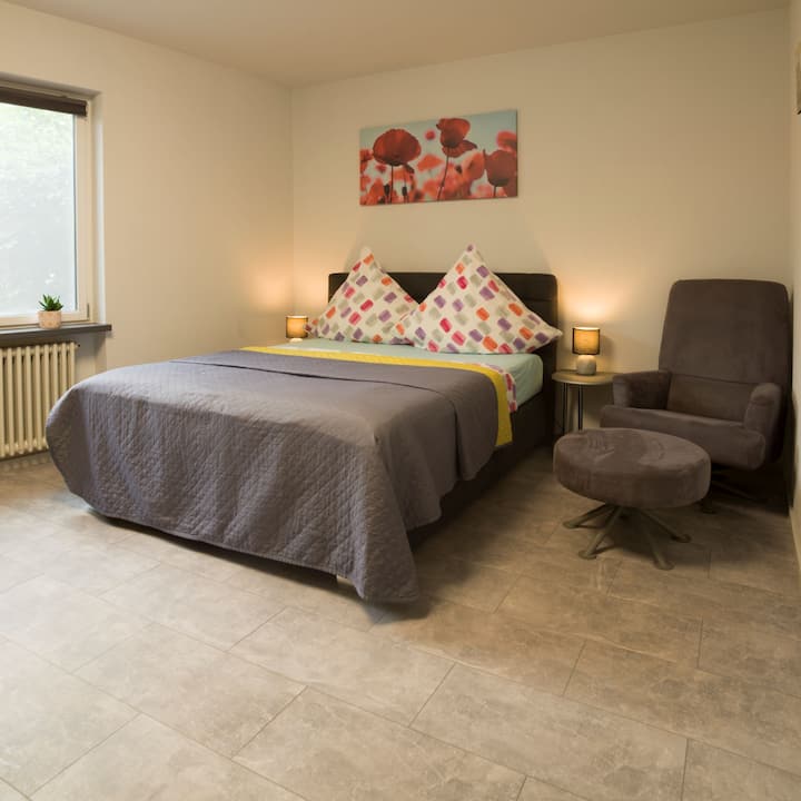 Studiowohnung Mit Boxspringbett(ferienwohnung Maya - Losheim am See