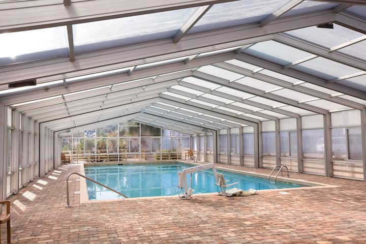 2br Coastal Retreat W/ Balcony At Ocean Ridge - Edisto Beach, SC