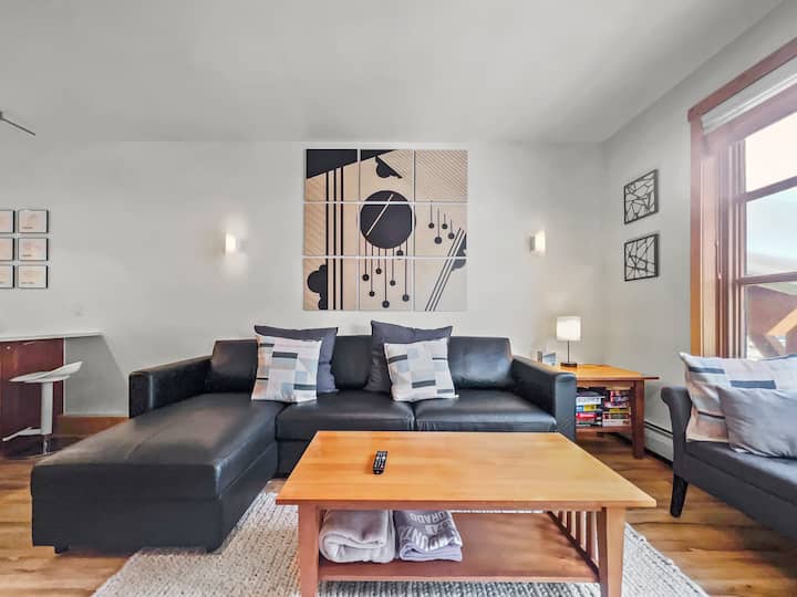 Amazing Condo, 3 Hot Tubs!, Center Village Pp225 - Copper Mountain, CO