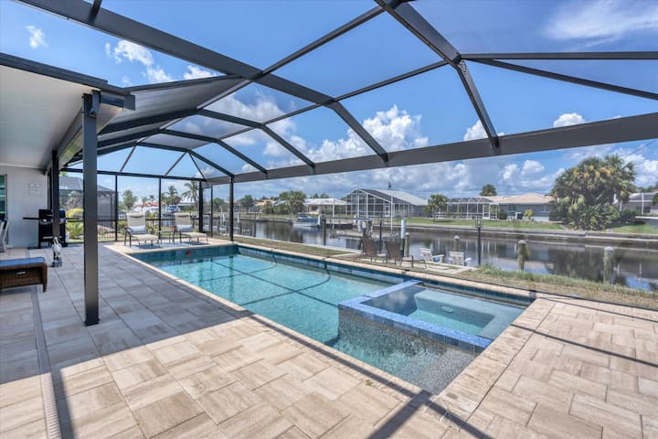 Punta Gorda Isles Pool/spa Canal Home With Dock - Punta Gorda, FL