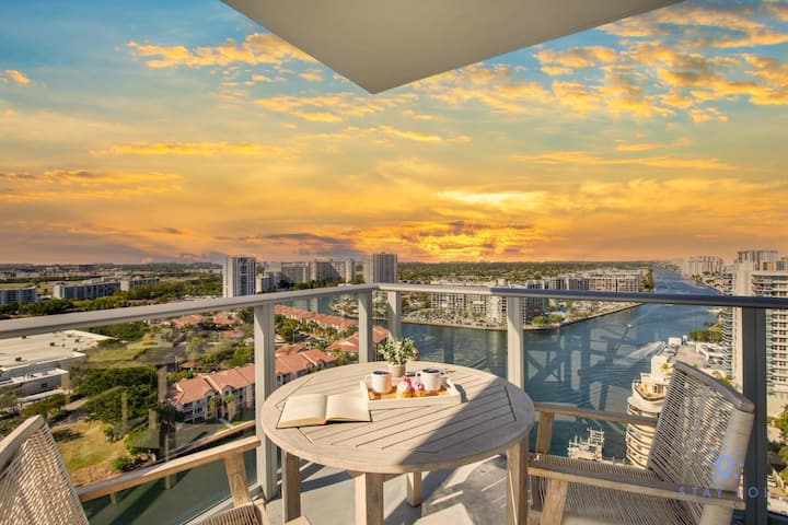 High Floor With Stunning Views | Amazing Pools - Aventura, FL
