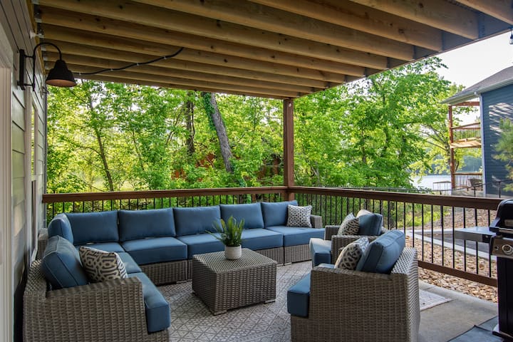 Lakefront, Hot Tub, Infinity Pool, Dog-friendly - Rockaway Beach, MO