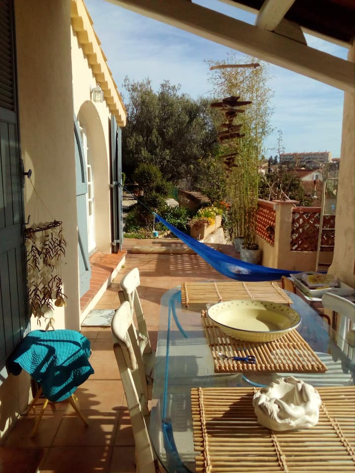 Maison à Toulon, Près Du Centre-ville. - Saint-Mandrier-sur-Mer