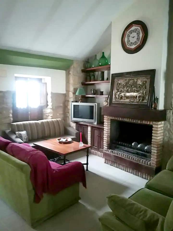 Maison Charmante 120 M² à ÚBeda Avec Piscine - Úbeda