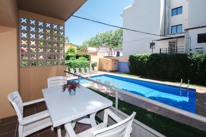 Centre Ville Et Proche La Mer Avec Piscine - Platja d'Aro