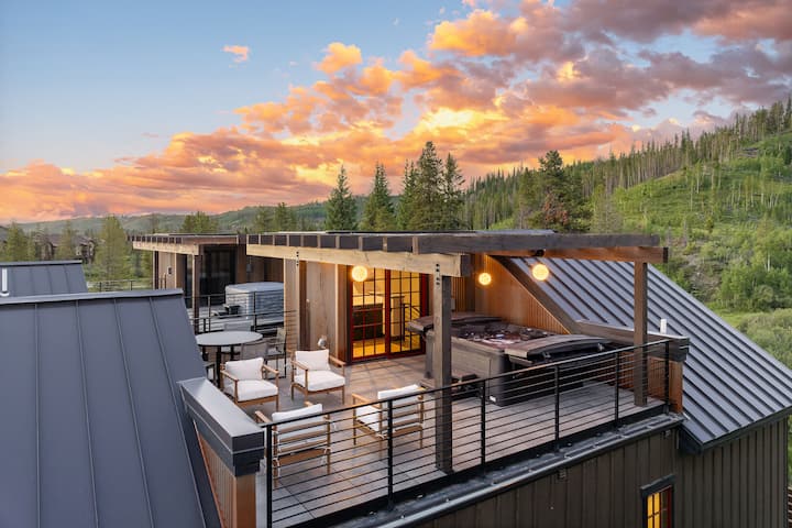 Rooftop River Villa 110 I Free Adventures Daily - Winter Park, CO