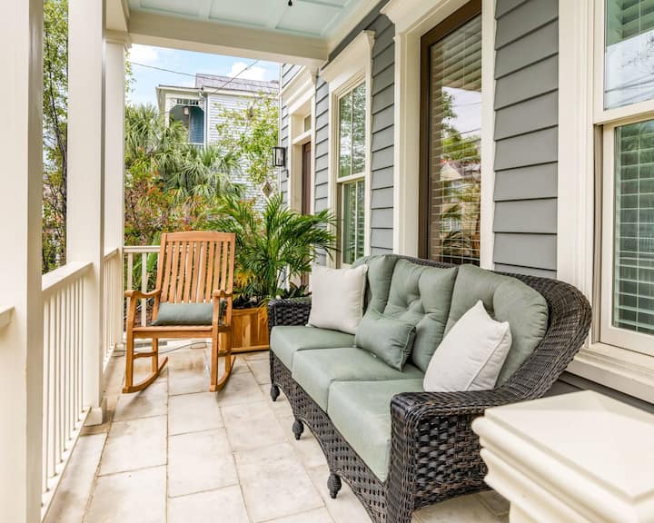Peaceful Porch • Parking • 2 Blocks To King St! - Charleston, SC
