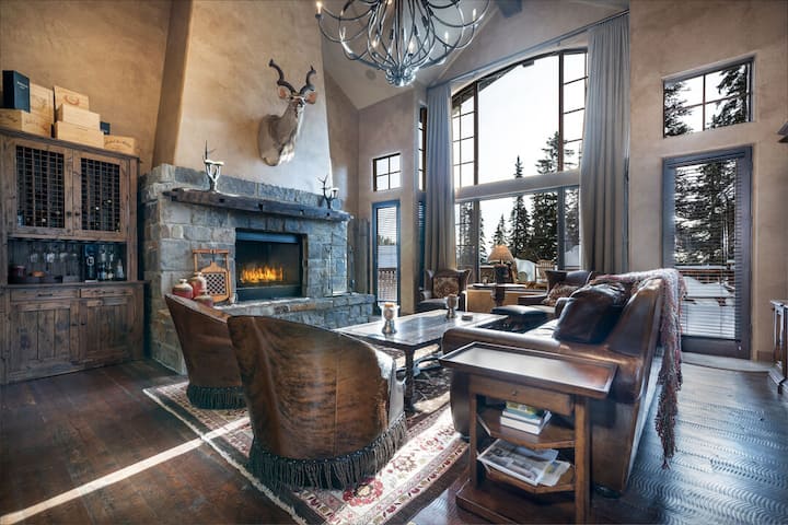 Stay Montana | Slopeside Mountain Gem - Sleeps 11 - Whitefish