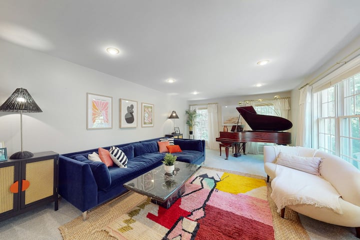 Woodland 4br With Screened Porch & 2 Living Rooms - Bath, ME