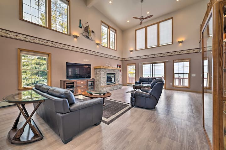 Spacious Lakefront Home W/ Sunroom & Bar! - Rogers City, MI