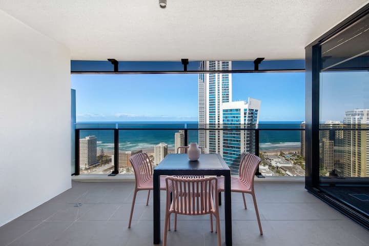 Ocean View 2br 1ba | Surfers Paradise | Sleeps 4 - Surfers Paradise