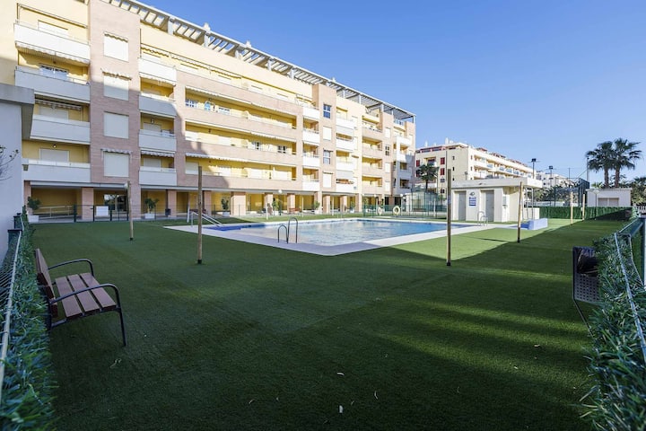 A&n Spacious Family Apartment With Pool & Parking - Vélez-Málaga