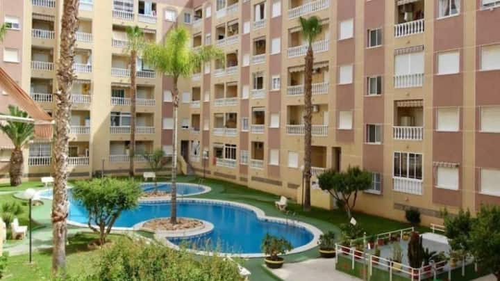 Apartamento Pink Puerto - Torrevieja