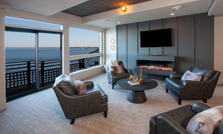 Heavenly Odin Suite! 2 Bedroom! + Free Parking - Duluth, MN