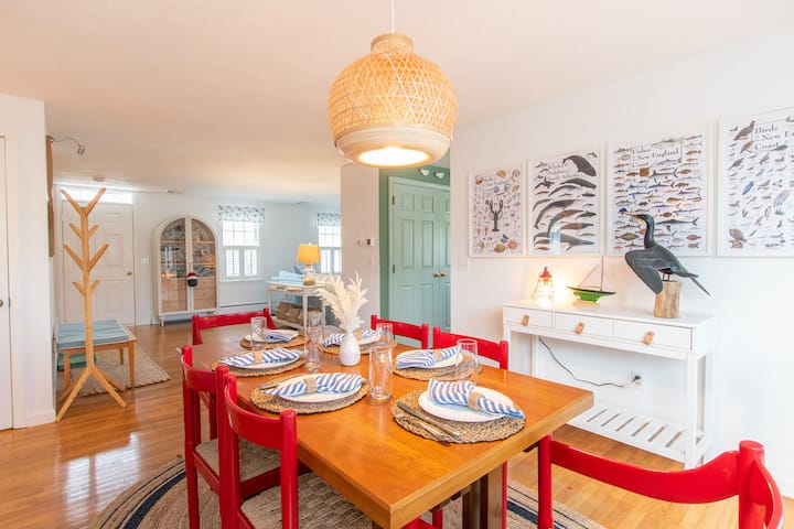 0.6 Miles To Beach Great For Families! - 채텀