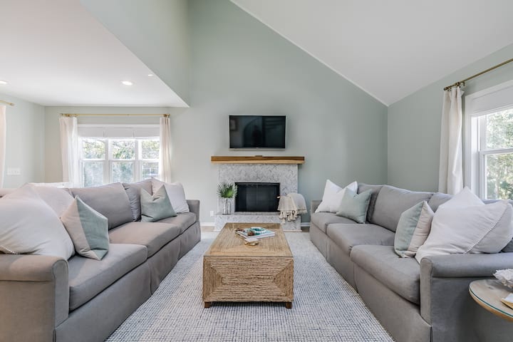 Short Walk To Beach And Beach Club - Fripp Island, SC