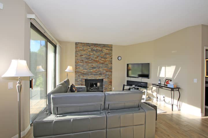 Resort Townhome-dogs Ok-great Views-vv818 - Palm Desert, CA