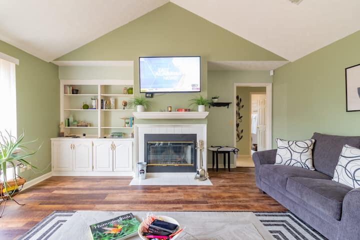 1 Mile To Flat Rock Park! Sweet Southern Ranch - Columbus