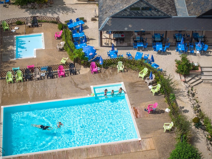 Vacances à La Ferme | Mobil-home + Tv | Camping 4* - Onzain