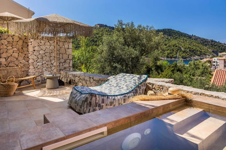 Supreme Villa With Plunge Pool - Asos