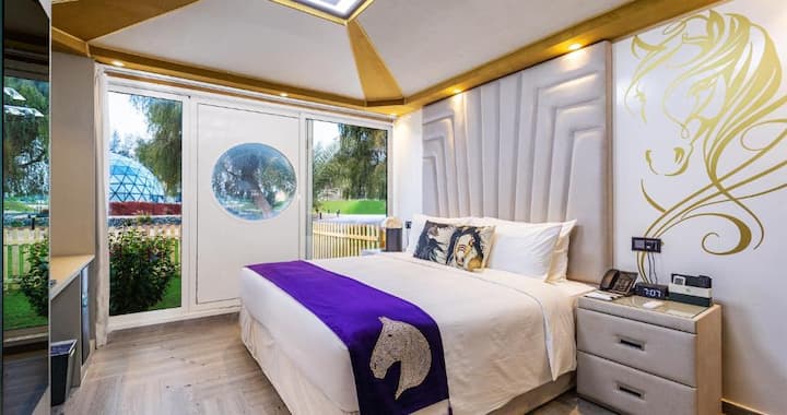 Deluxe Room Near Boabdil’s Lair Restaurant - Ras al Khaimah