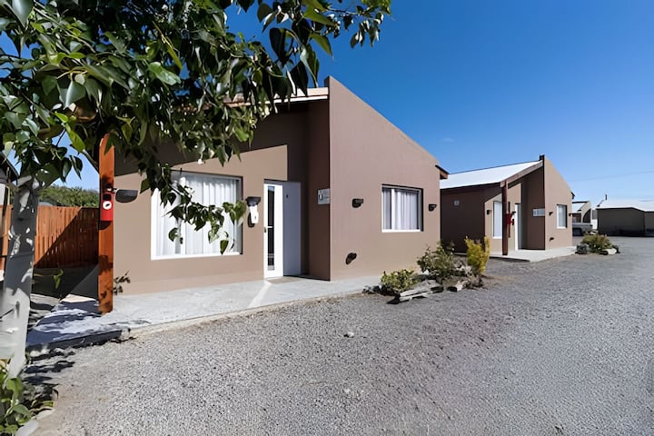 Hermosa Cabaña Totalmente Equipada En El Calafate - El Calafate