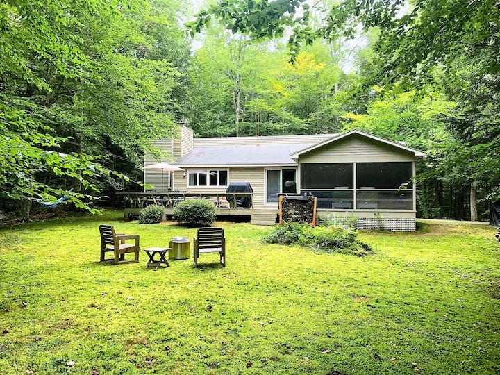 The Monk's Cottage-white Mts, Loon, Pet Friendly - New Hampshire