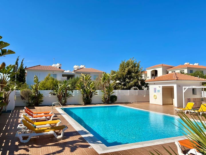 Jade - Mythical Sands Kapparis - Nissi Beach