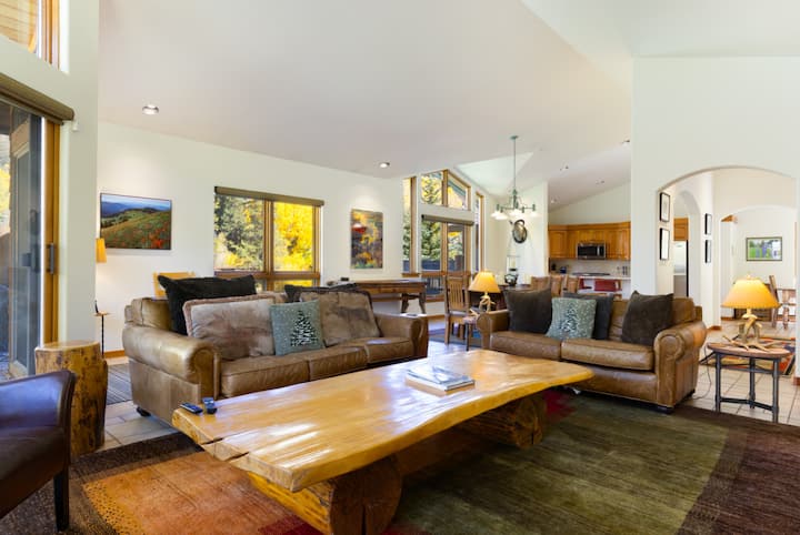 Sprawling East Vail Home On Creek! - Vail, CO