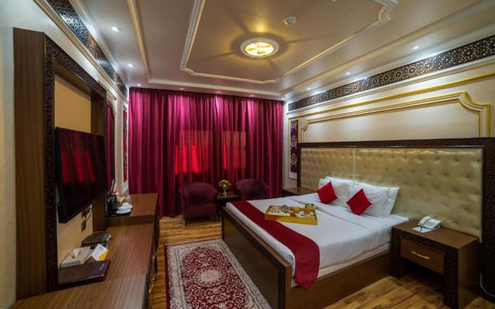 Standard Room Near Grove Village By Luxury Booking - Ras al Khaimah