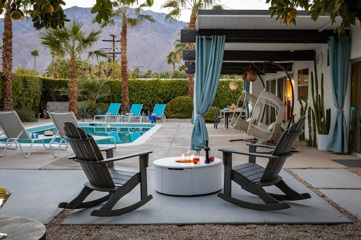 Glam Mid-century - Stellar Views, Saltwater Pool - Palm Springs, CA
