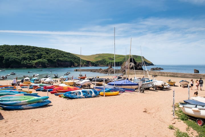 Silver Cove - Hope Cove