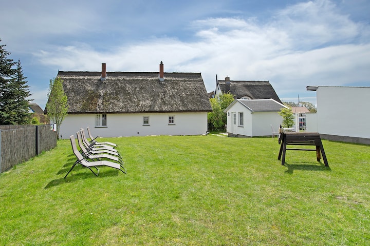 Reetferienhaus Lütt - Trent